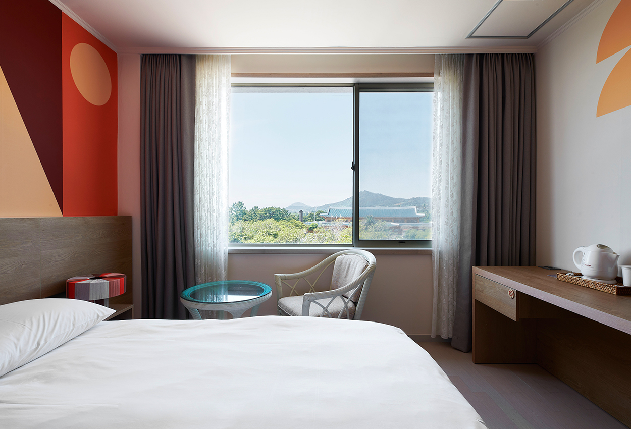 Bloom Hotel